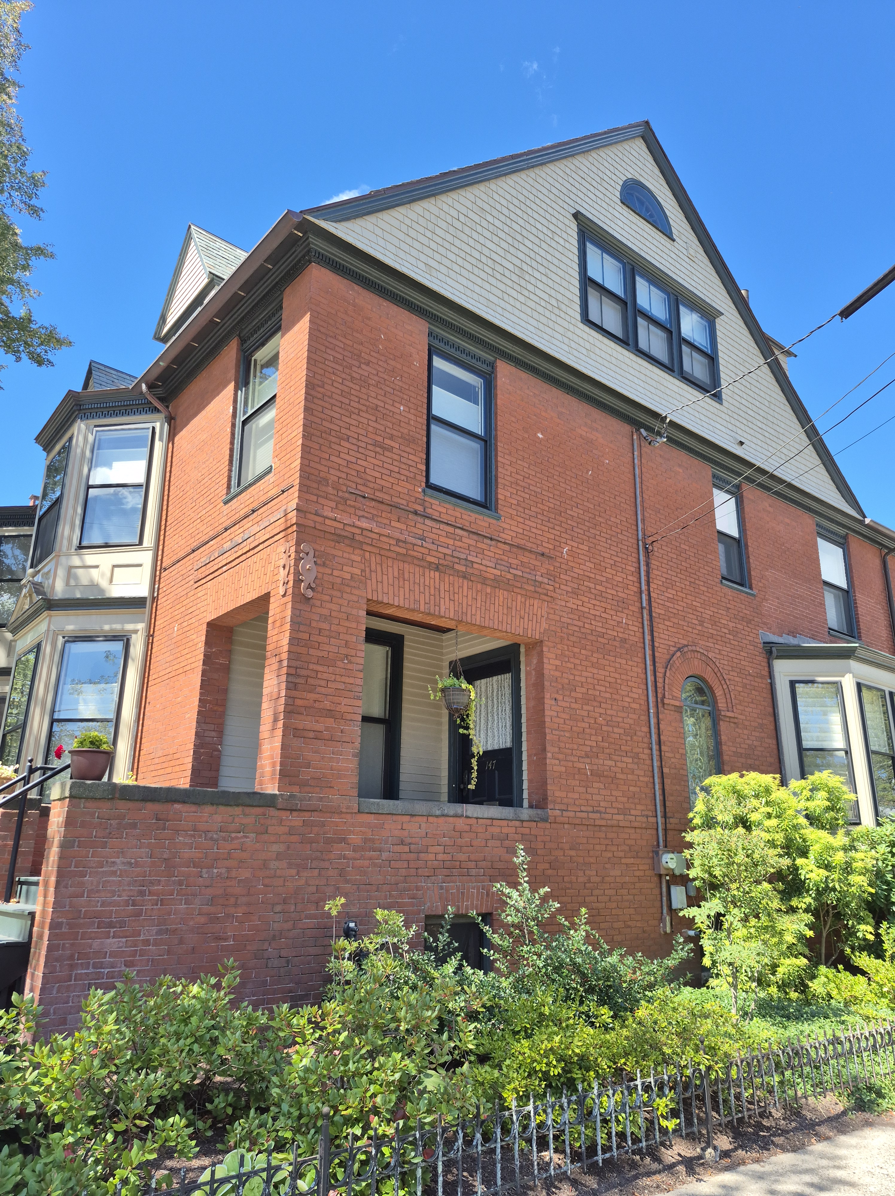 149 Pine Street | Portland House Stories